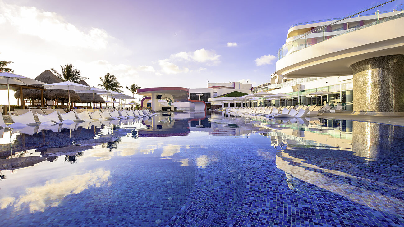 Temptation Resort Logo